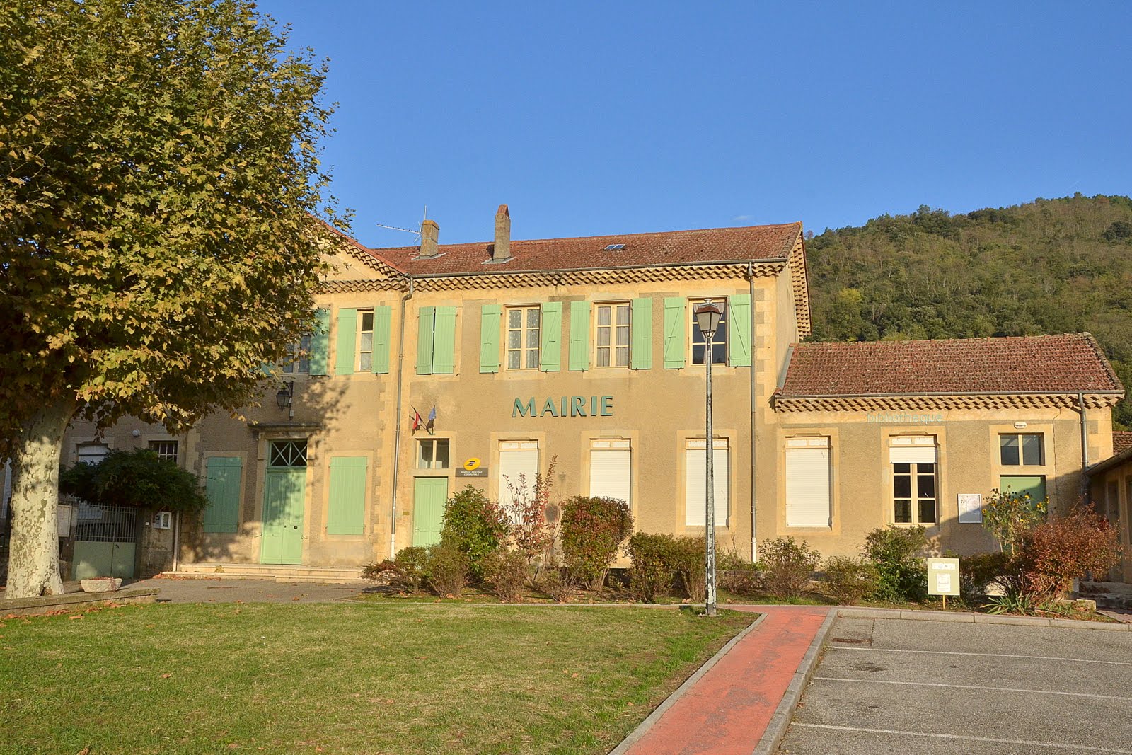 Équipements communaux – Mairie de Saint-Fortunat